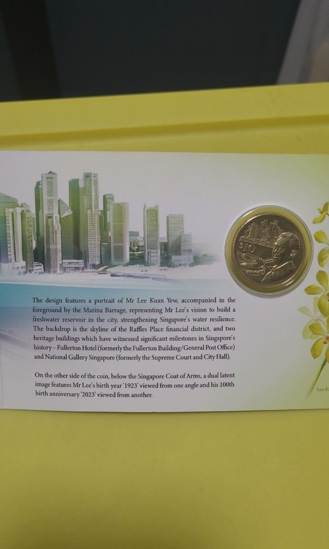 Lee kuan yew commemorative coin, Hobbies & Toys, Memorabilia ...