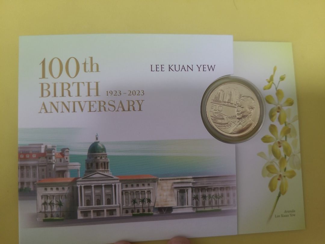 Lee kuan yew commemorative coin, Hobbies & Toys, Memorabilia ...