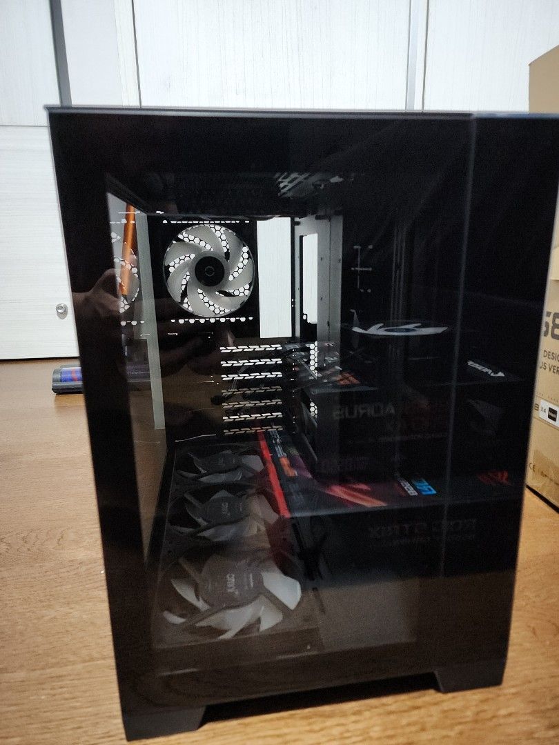 Lian Li O11 Dynamic Mini / Tecware P12 Fans & Omni Hub / Tecware Custom ...