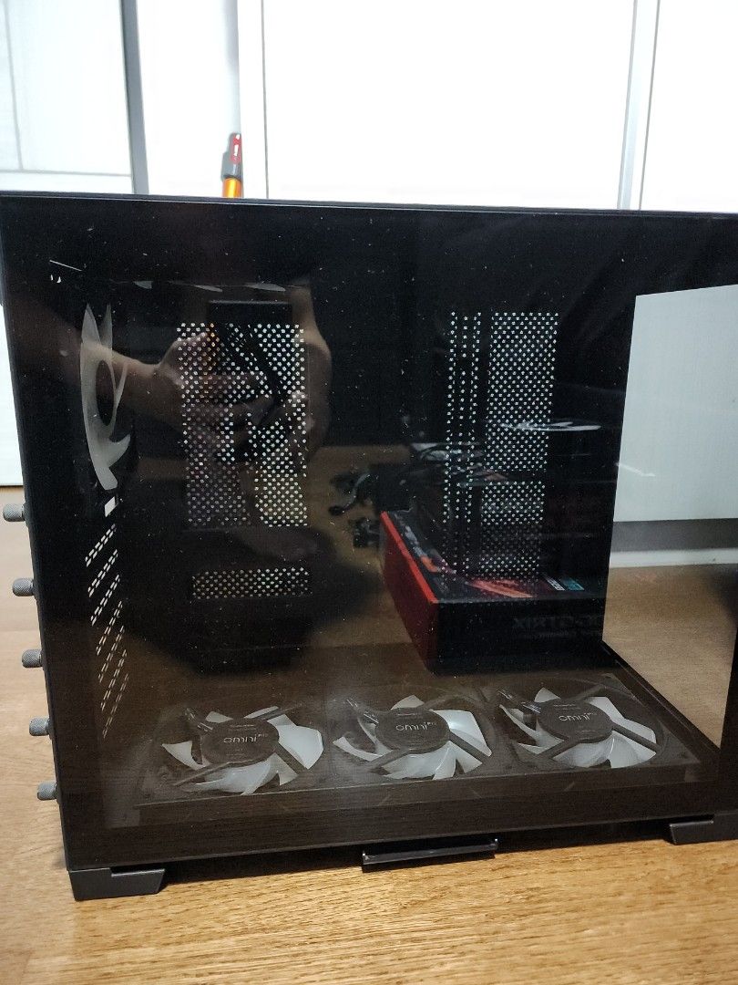 Lian Li O11 Dynamic Mini / Tecware P12 Fans & Omni Hub / Tecware Custom ...