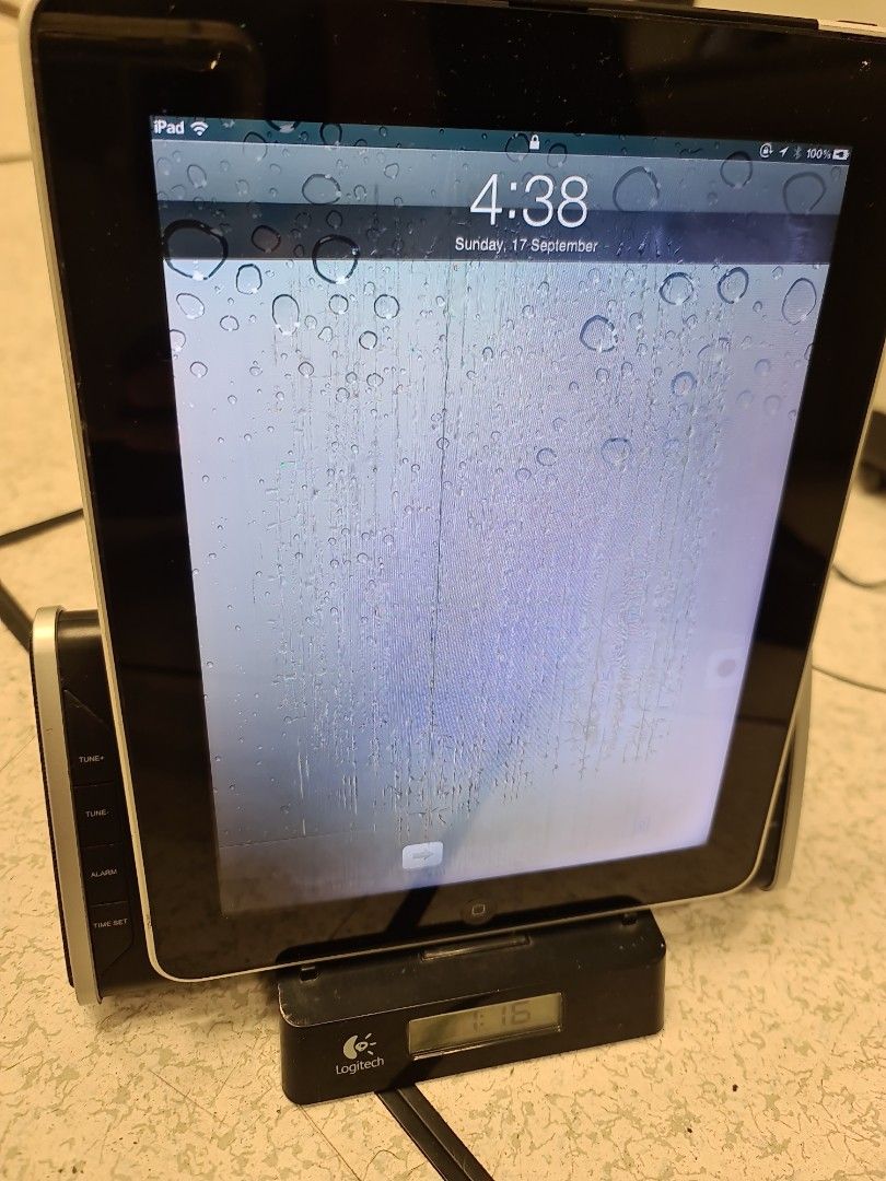Logitech, Apple Bedside Dock with Radio and Alarm., Audio, Portable ...