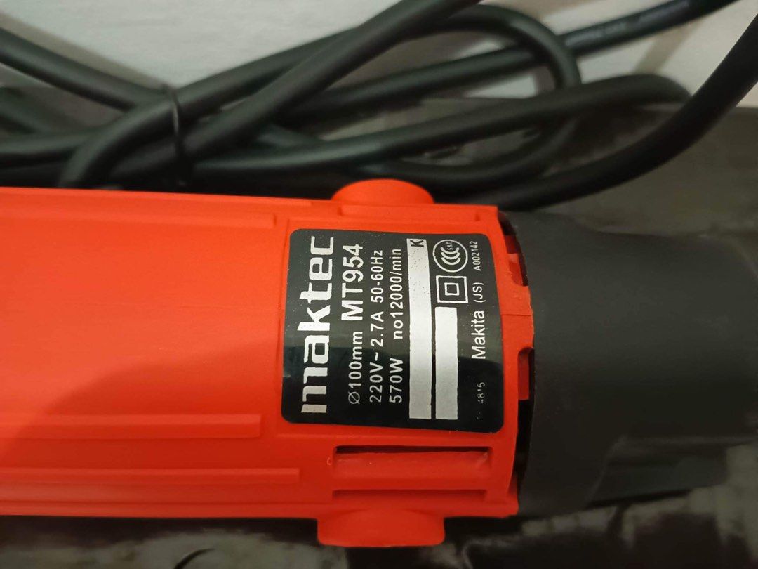 Maktec Heavy Duty Angle Grinder (with free 5pcs Oasis Cutting Disc ...