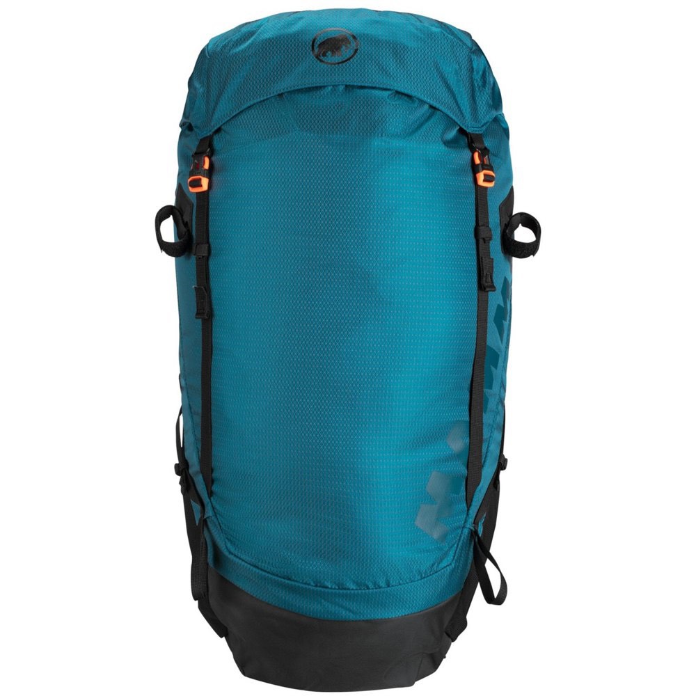 Mammut 30L Hiking Backpack, Men's Fashion, Bags, Backpacks on Carousell