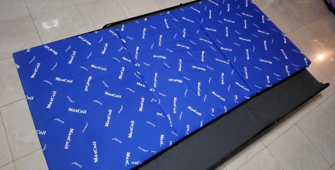 Metal Frame Collapsible Sofa Bed, Furniture & Home Living, Furniture ...