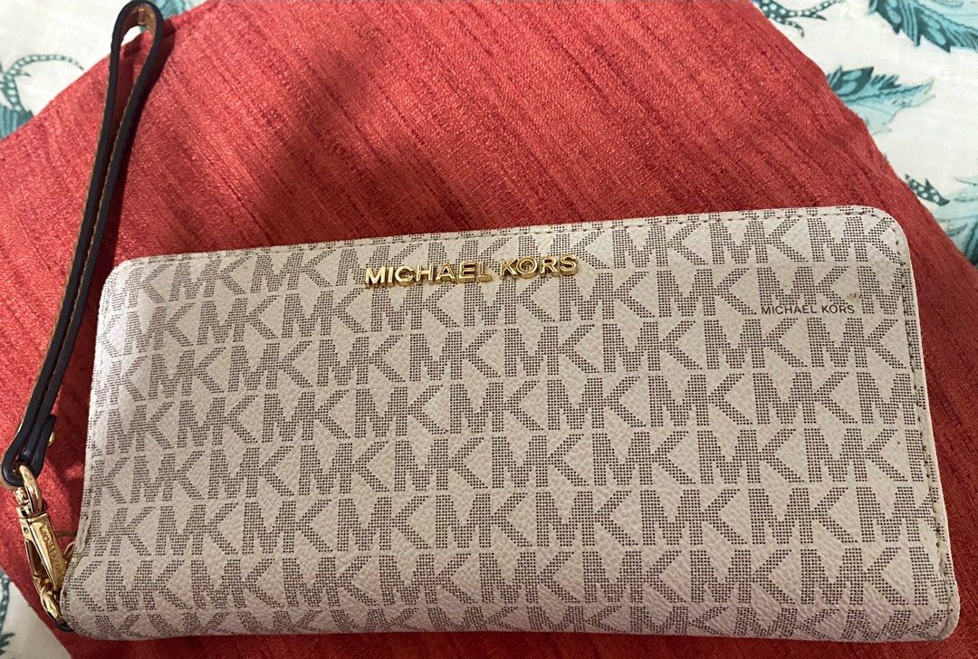Michael Kors Wallet, Women's Fashion, Bags & Wallets, Wallets & Card ...