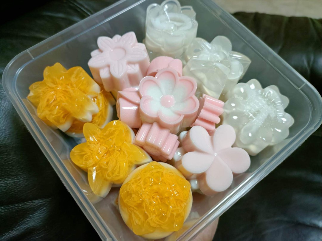 Mix agar agar flower jelly, Food & Drinks, Local Eats on Carousell