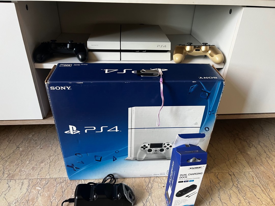 Modded Playstation 4 PS4 full set with cables and controllers , Video ...