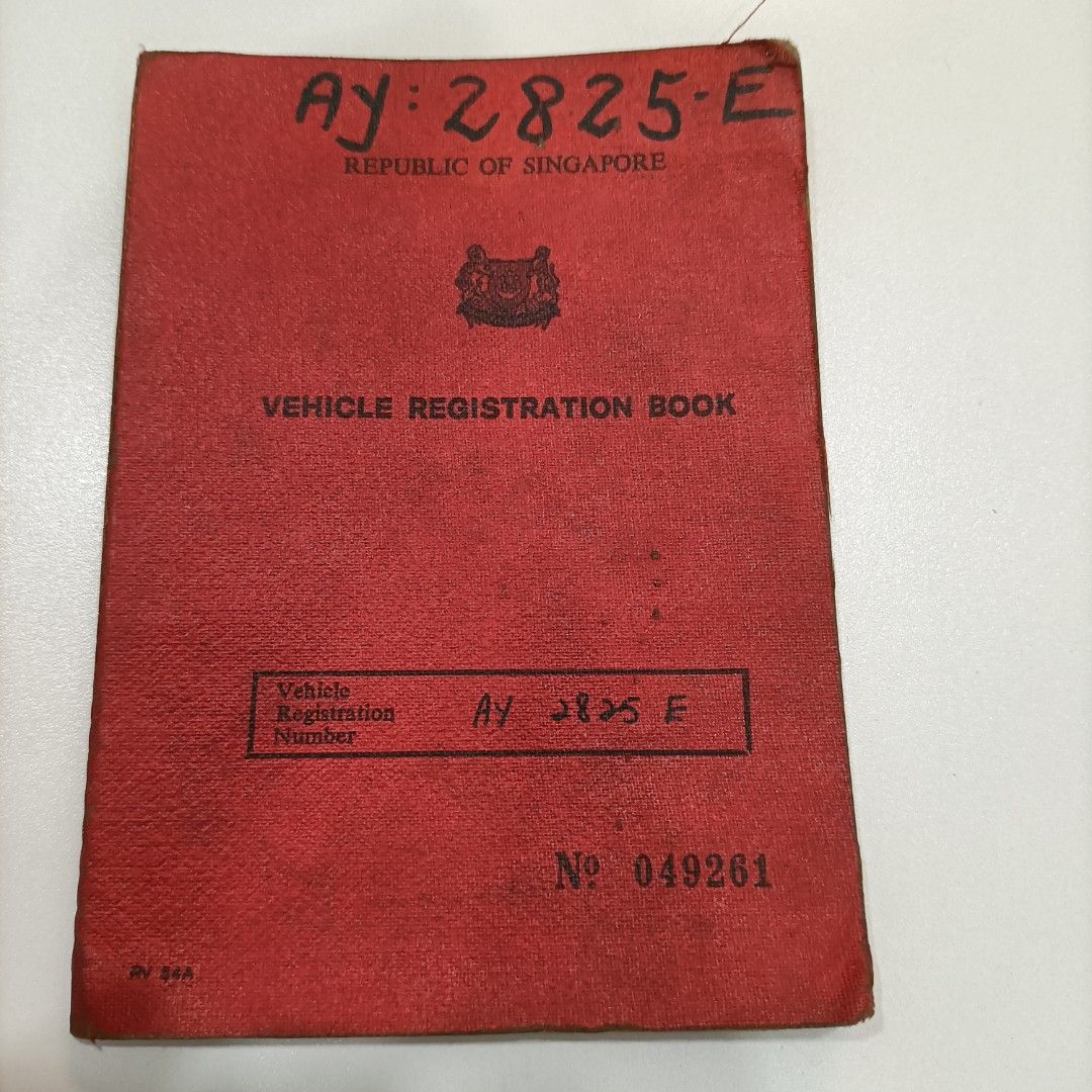 Motorbike Plate Number AY 28 25 E with Red Logbook . Vespa, Motorcycles ...