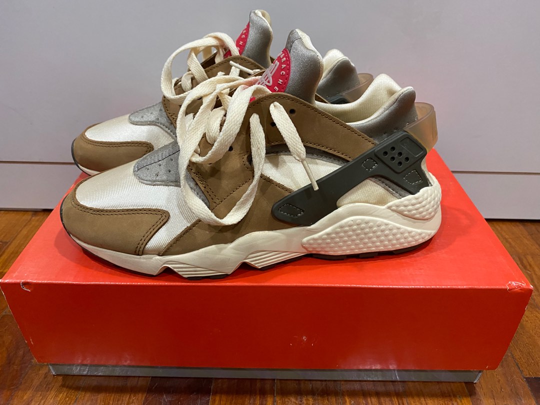 Nike & Stussy Air Hurache Limited edition, Men's Fashion, Footwear ...