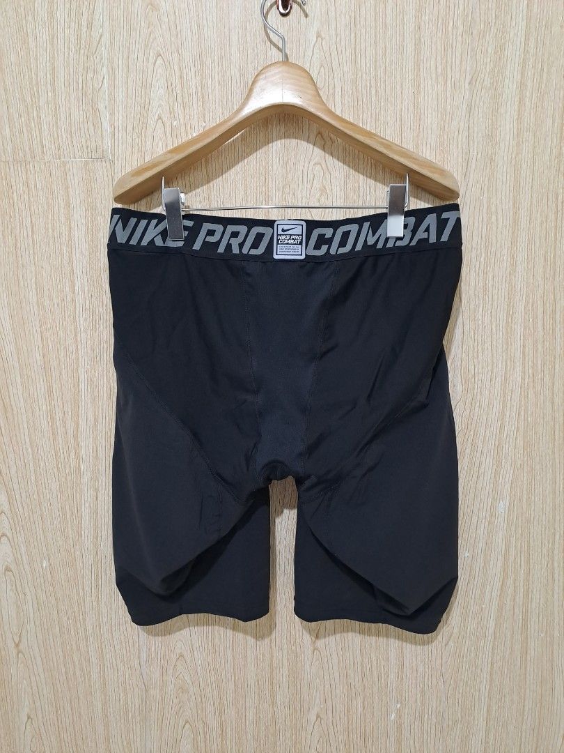 Nike Pro Combat, Fesyen Pria, Pakaian , Bawahan di Carousell