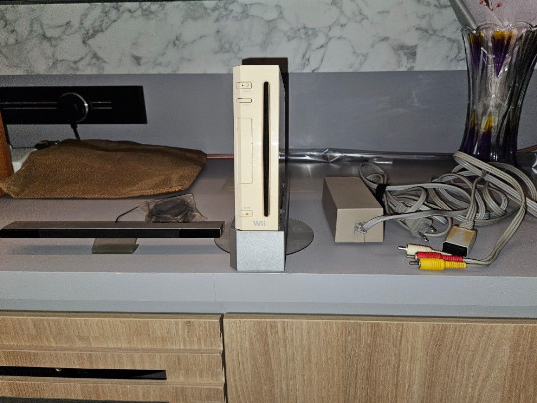 Nintendo Wii with 60 Games, Video Gaming, Video Game Consoles, Nintendo ...
