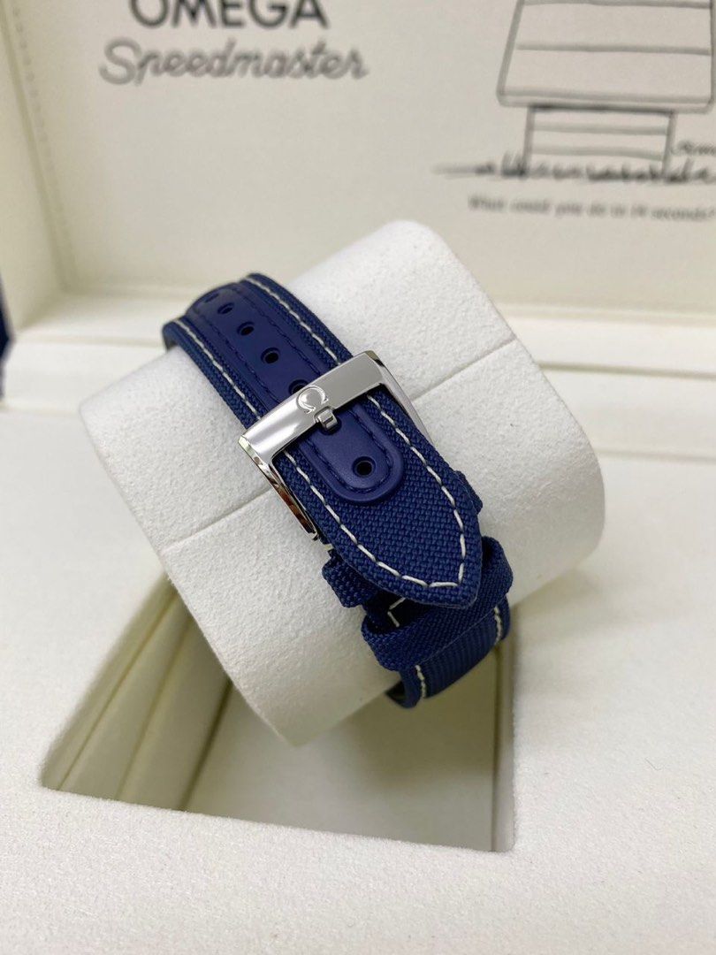 Omega Speedmaster 50th Anniversary "Snoopy" 3rd Generation Full set ...