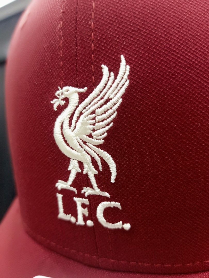 Original Nike Liverpool FC Trucker Cap, Hobbies & Toys, Collectibles ...