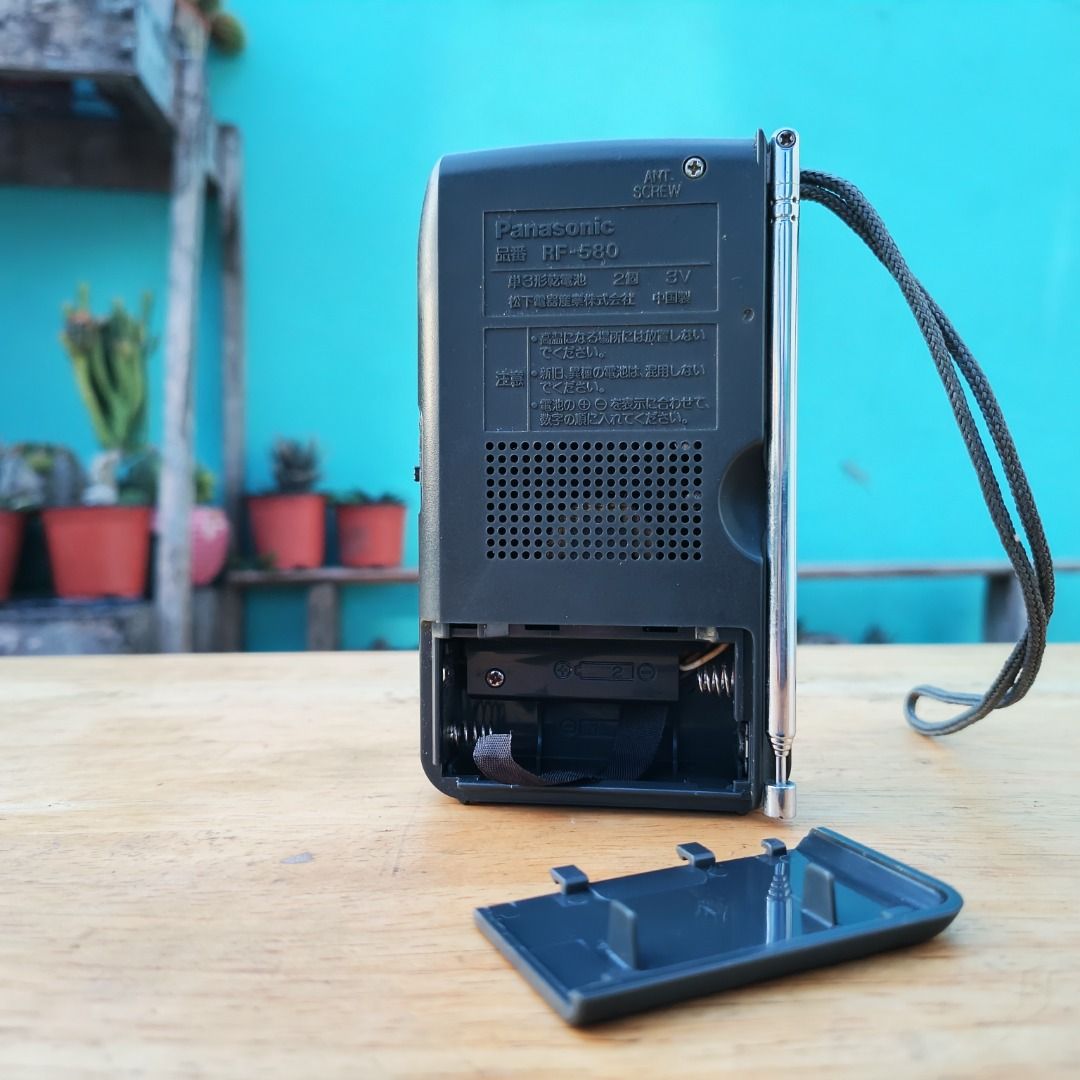 Panasonic RF-580 3 Band Receiver, Audio, Other Audio Equipment on Carousell