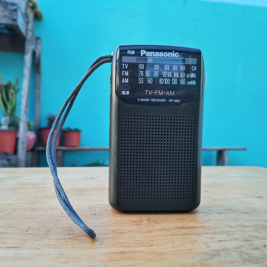 Panasonic RF-580 3 Band Receiver, Audio, Other Audio Equipment on Carousell