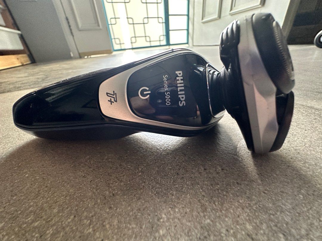 Philips Shaver series 5000, Beauty & Personal Care, Men's Grooming on ...