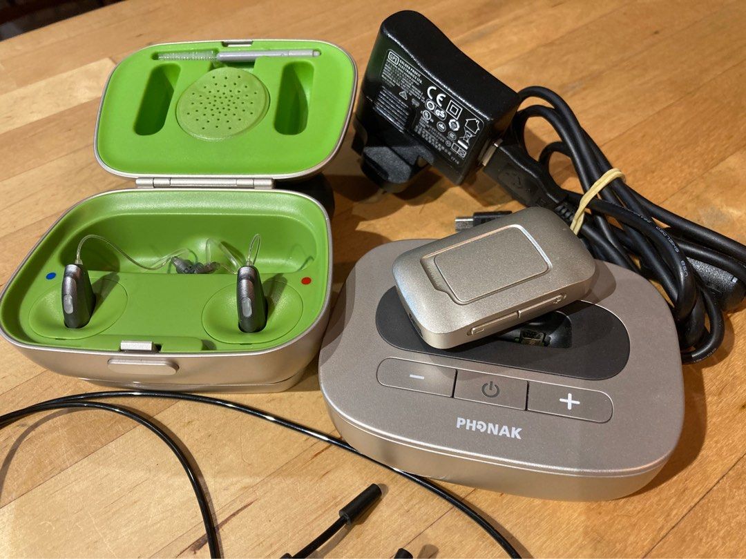 Phonak professional hearing aid, Health & Nutrition, Assistive ...