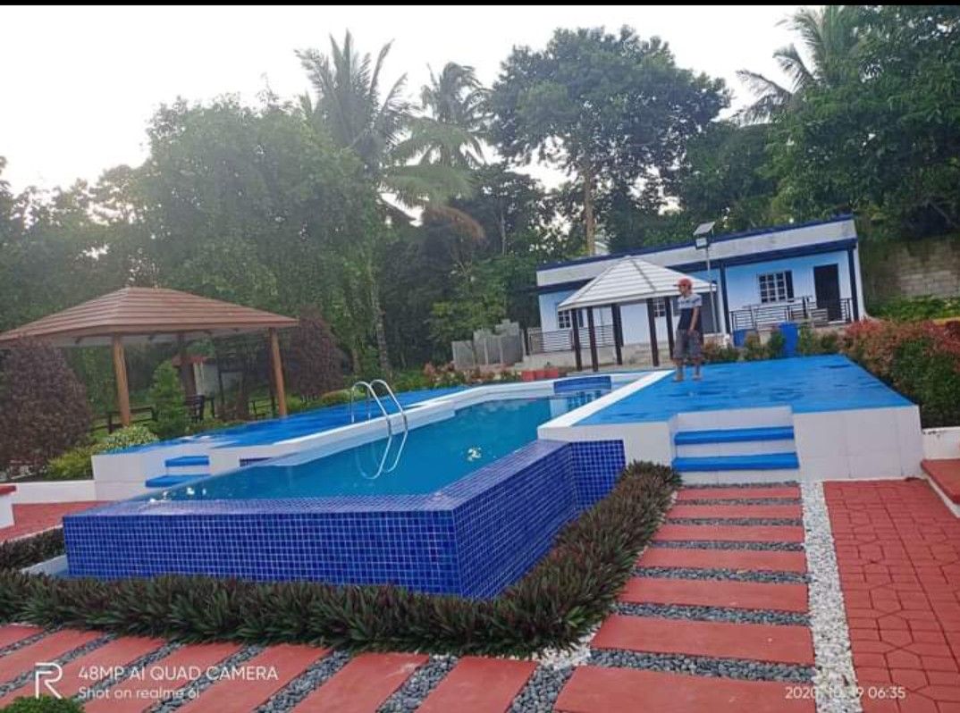 Pool builder, Commercial & Industrial, Construction & Building ...