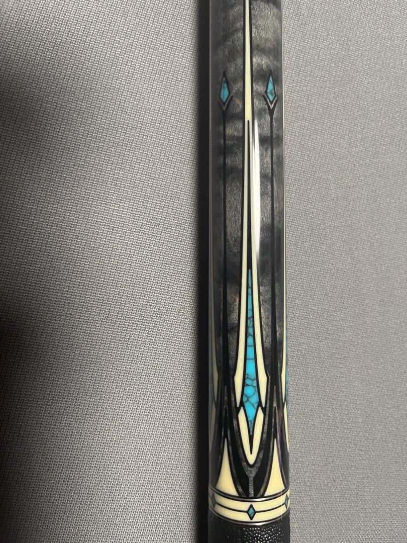 PREDATOR IKON 4-5 POOL CUE, Sports Equipment, Sports & Games, Billiards ...