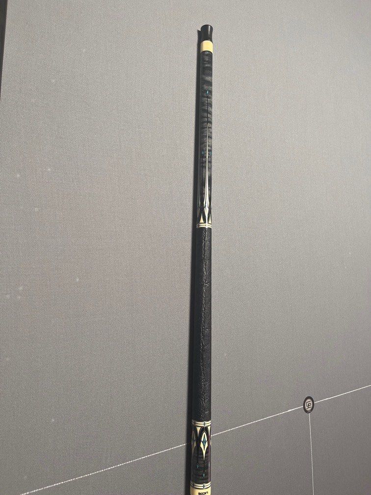 PREDATOR IKON 4-5 POOL CUE, Sports Equipment, Sports & Games, Billiards ...
