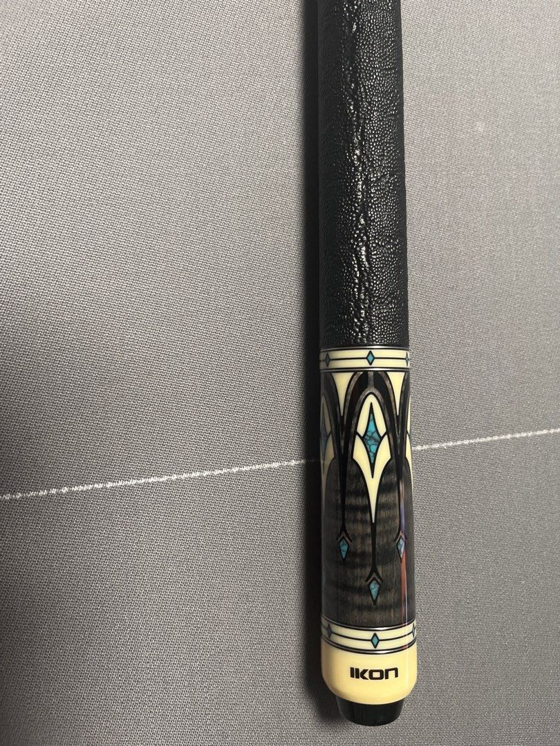 PREDATOR IKON 4-5 POOL CUE, Sports Equipment, Sports & Games, Billiards ...