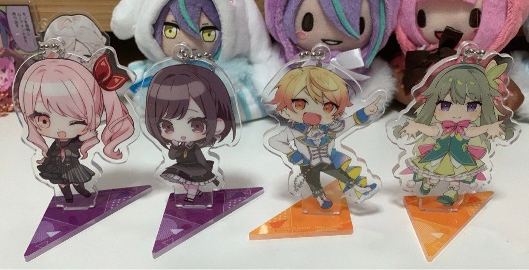 project sekai keychains/standees, Hobbies & Toys, Memorabilia ...