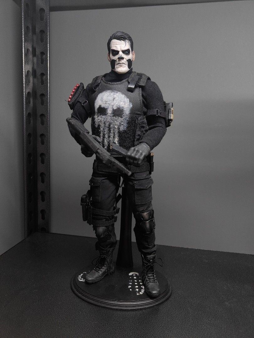 Punisher 1/6 custom kitbash nt hot toys, Hobbies & Toys, Toys & Games ...