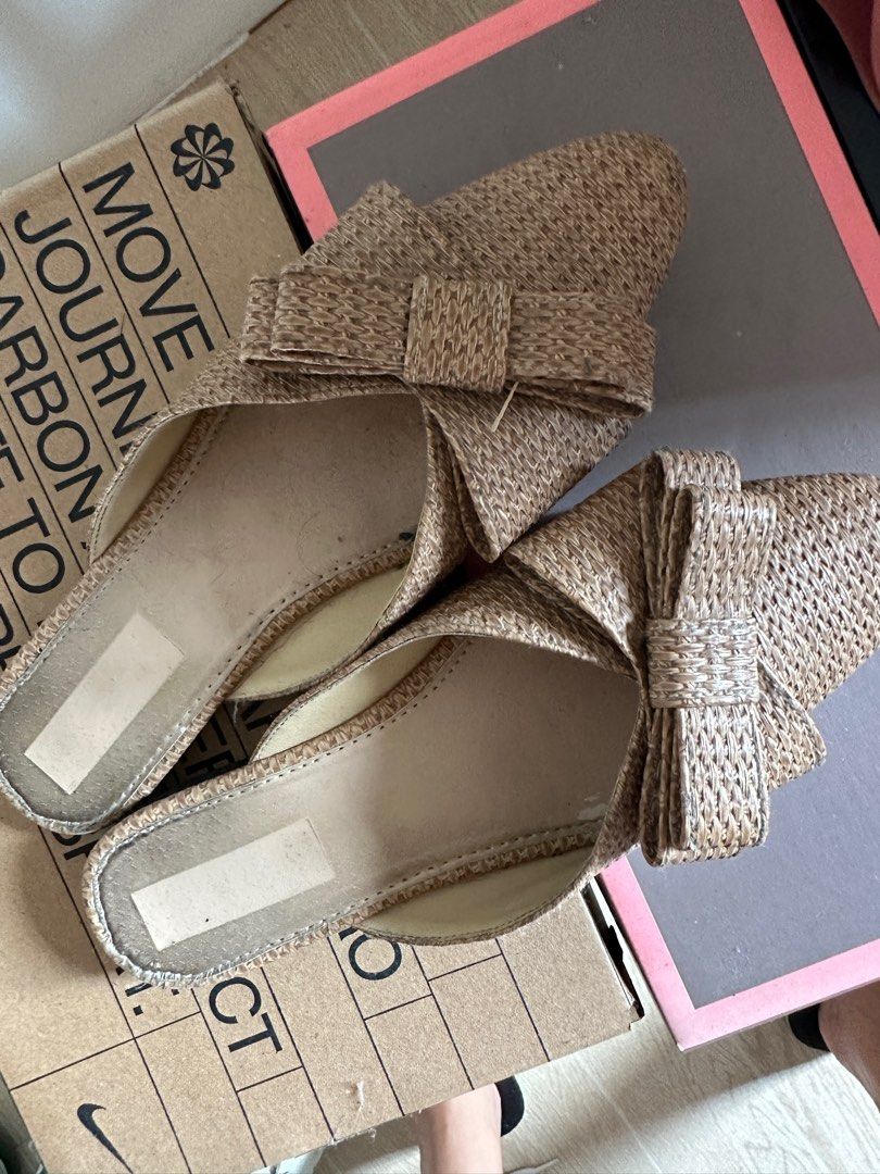 Rattan flats, Women's Fashion, Footwear, Flats & Sandals on Carousell