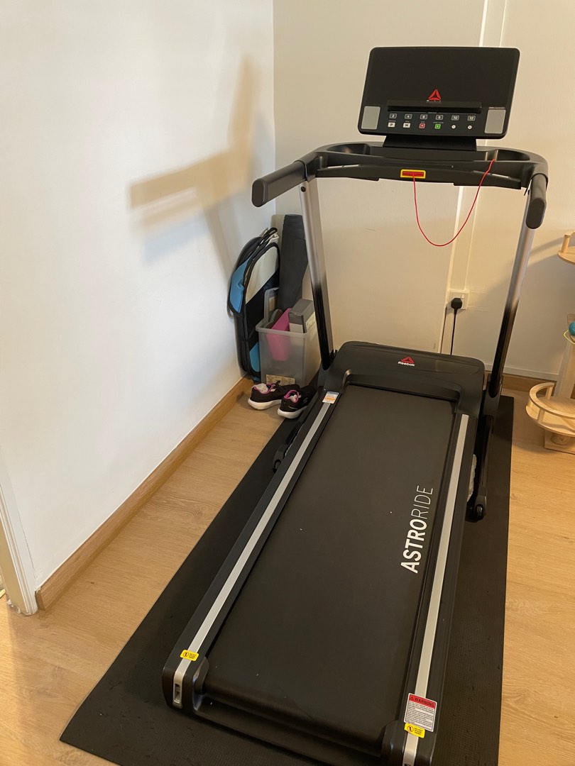 Reebok Treadmill, Sports Equipment, Exercise & Fitness, Cardio ...