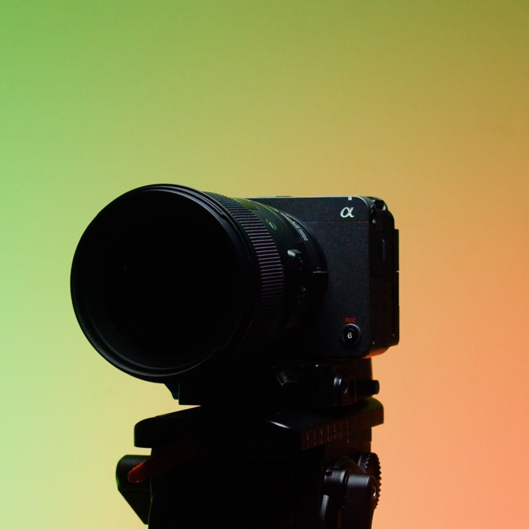 [RENTAL] SONY FX30 with SIGMA MC-11 EF-E Adapter, Photography, Cameras ...