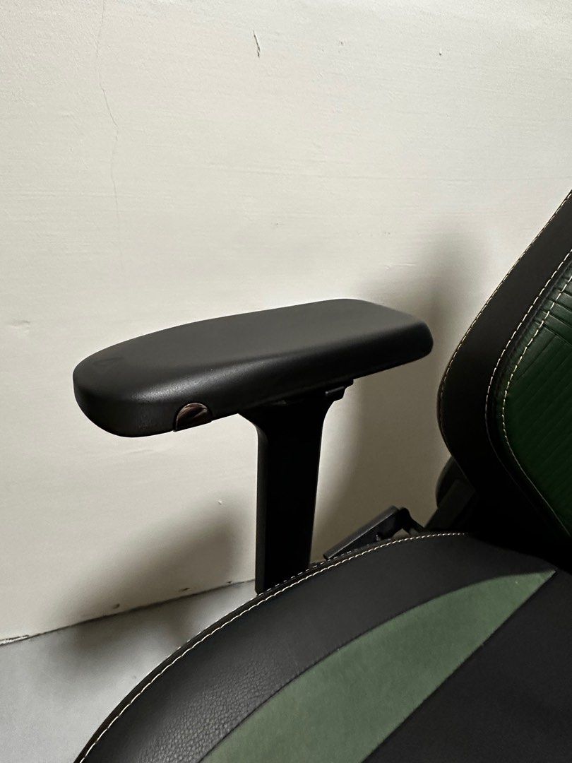 secretlab akali edition league of legends, Furniture & Home Living ...