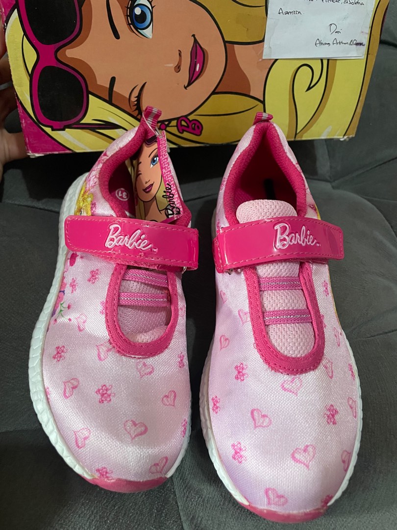 Sepatu anak Barbie, Bayi & Anak, Lainnya di Carousell