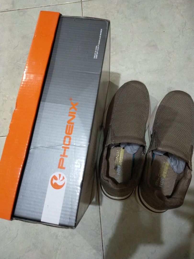 Sepatu Phoenix HDF high density foam, Fesyen Pria, Sepatu , Sneakers di ...