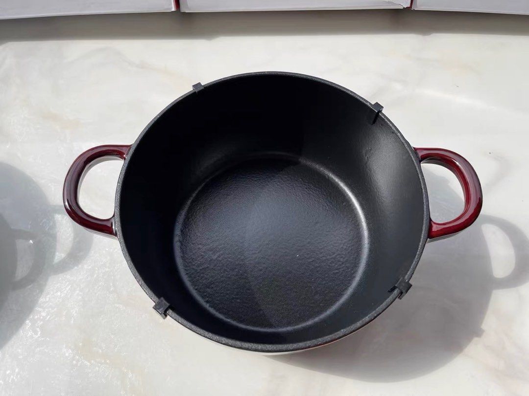 SMEG 24cm Enamel-Coated Cast Iron Casserole Pot 4.2L (5 Colours), TV ...