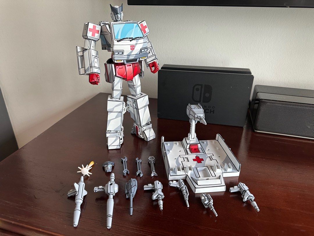 Transformer masterpiece MP-30 Ratchet cel shaded custom paint, Hobbies ...