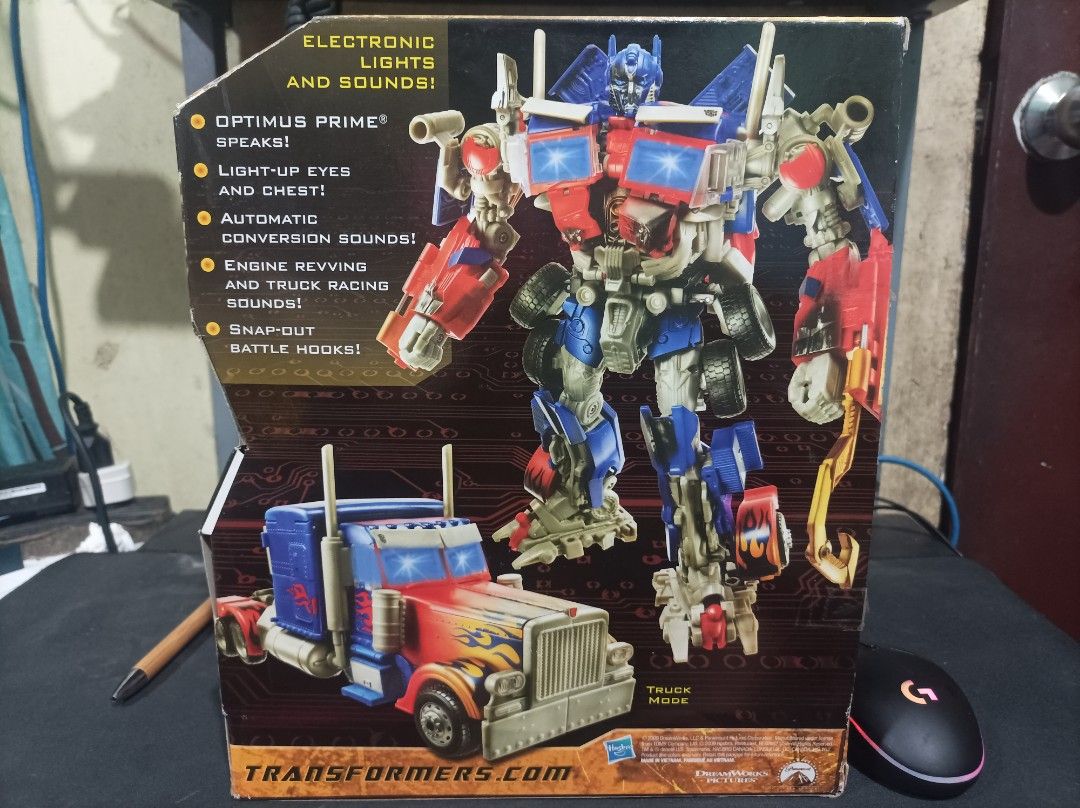 Transformers Optimus Prime hunt for the Decepticons, Hobbies & Toys ...
