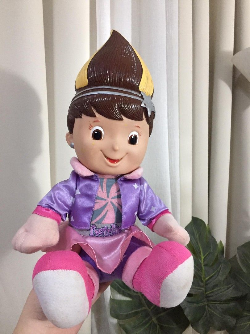 Twirlie doll from Jollibee and friends, Hobbies & Toys, Toys & Games on ...