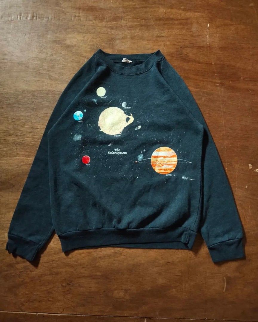 Vintage Solar System Crewneck, Men's Fashion, Coats, Jackets and ...