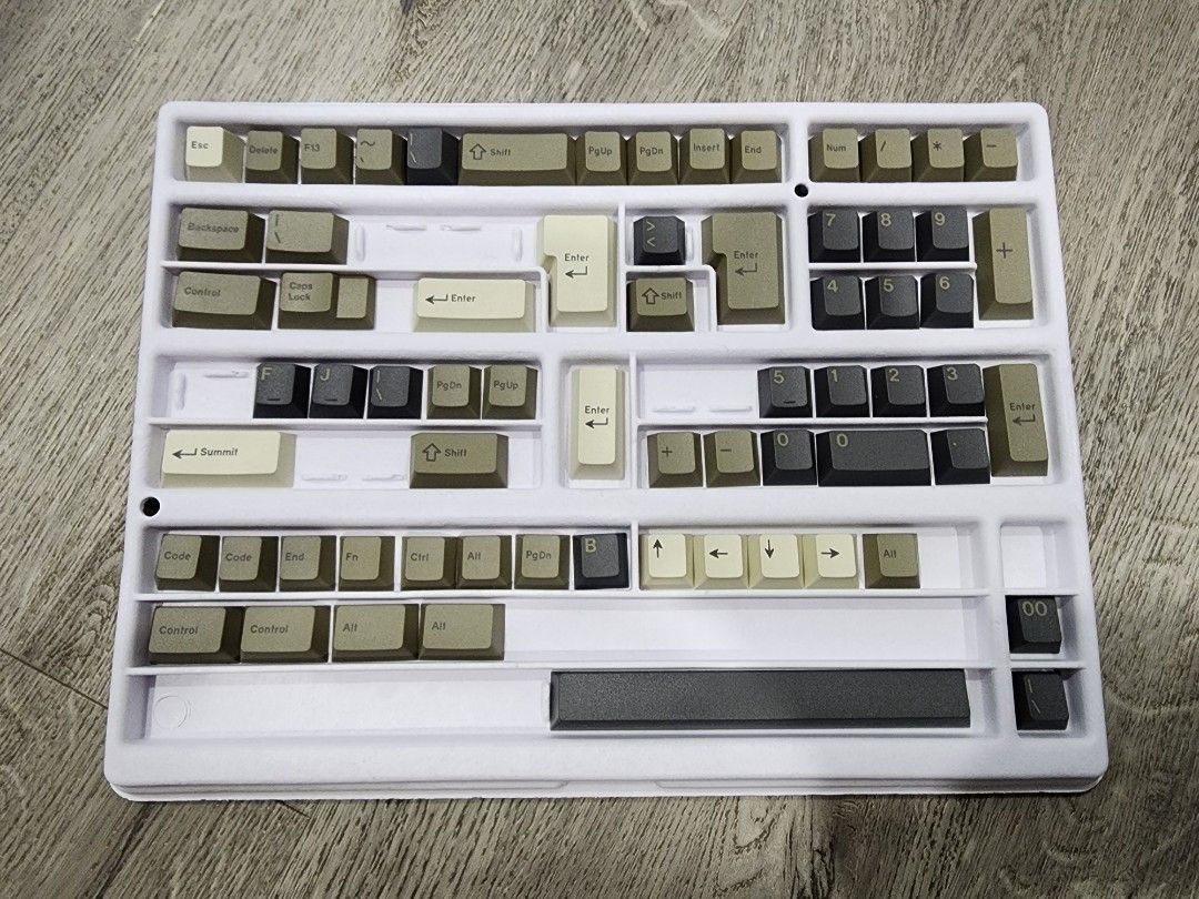 WTS GMK Boulder keycap set, Computers & Tech, Parts & Accessories ...
