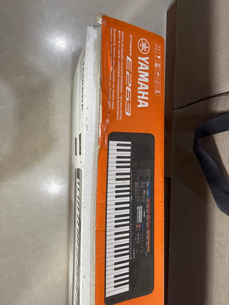Yamaha organ PSR-E263, Hobbies & Toys, Music & Media, Musical ...