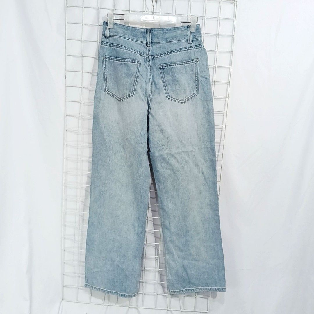 Yishion Basic Straight Jeans Pants, Fesyen Wanita, Pakaian Wanita ...