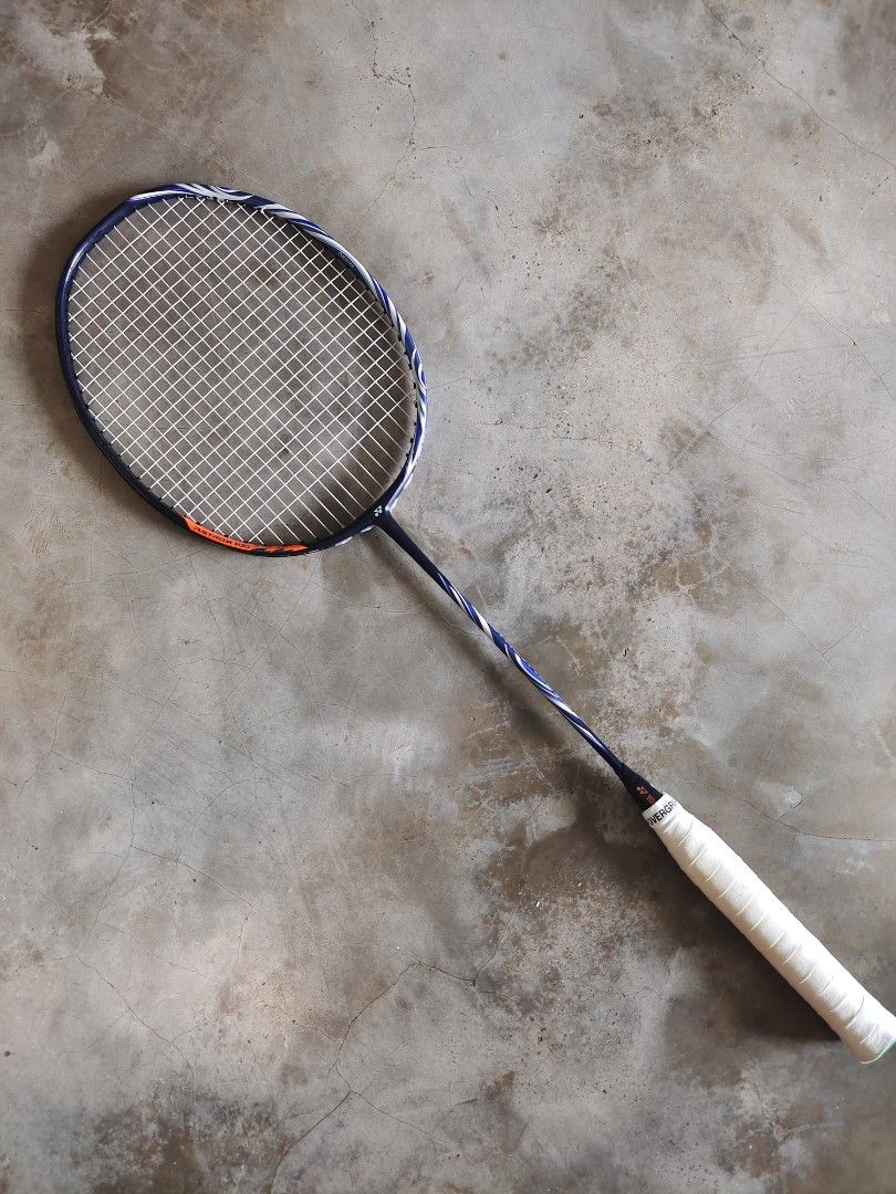 Yonex Astrox 100zz Dark Navy 4UG5, Sports Equipment, Sports & Games ...