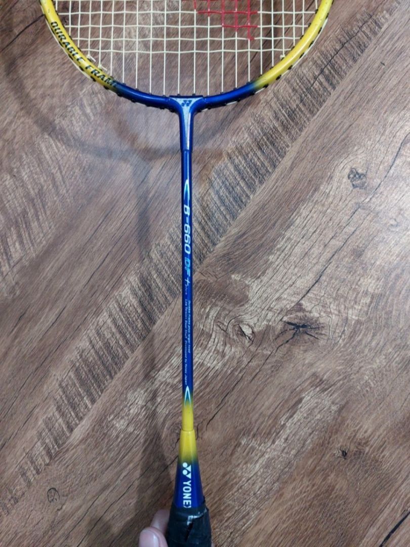 Yonex Blue Badminton Racket, Sports Equipment, Other Sports Equipment ...