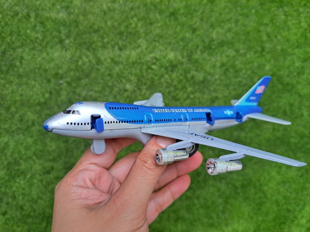 7" Diecast Toy passenger airplane jet 747 look alike plane blue PULL ...