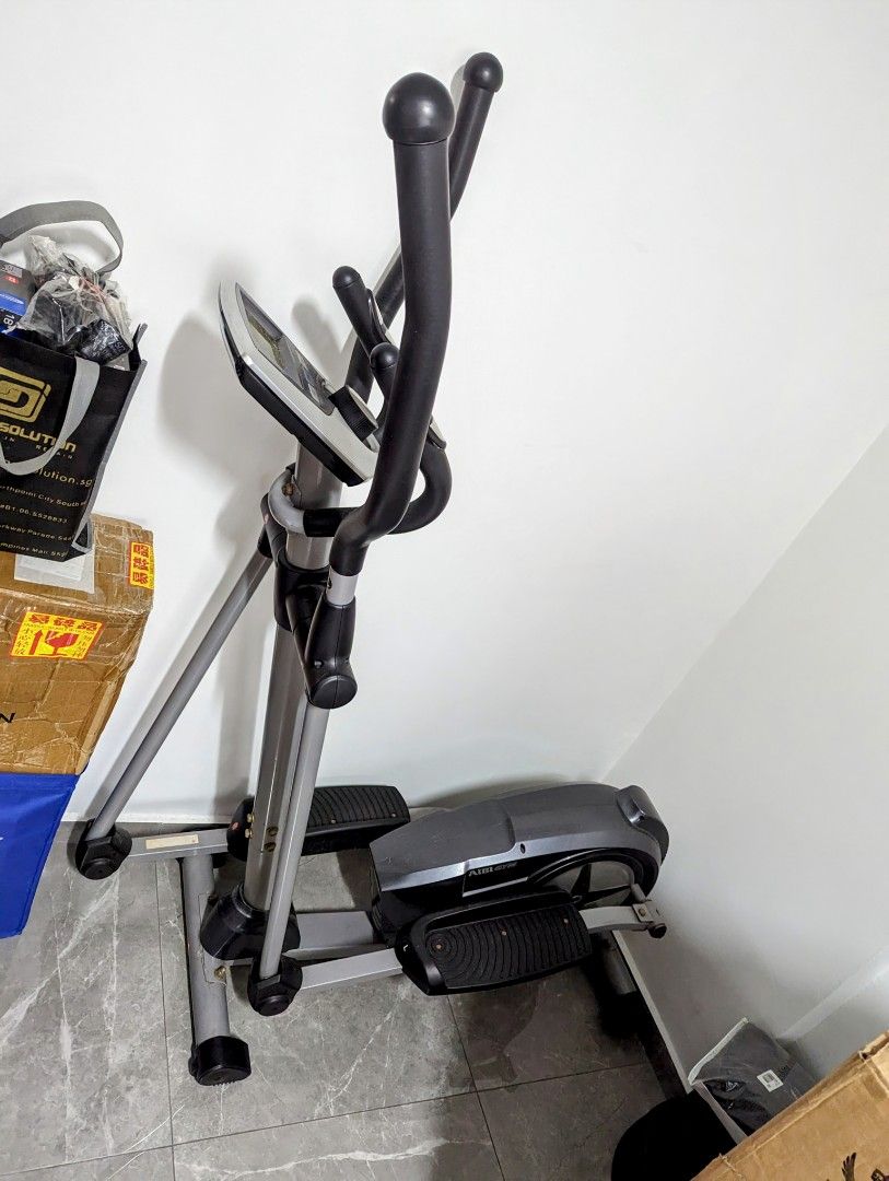 Aibi stride walker, Sports Equipment, Exercise & Fitness, Cardio & Fitness Machines on Carousell
