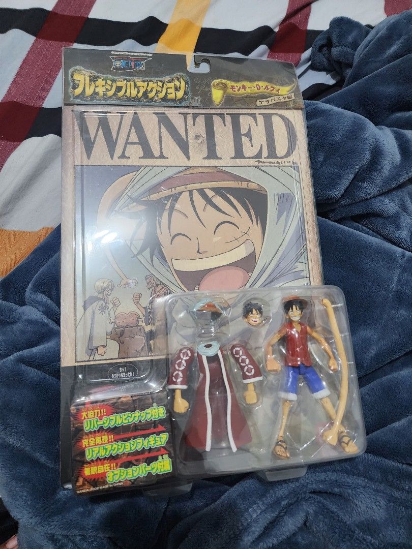 2002 BANDAI SUPER RARE One Piece Flexible Luffy figure with Wanted ...