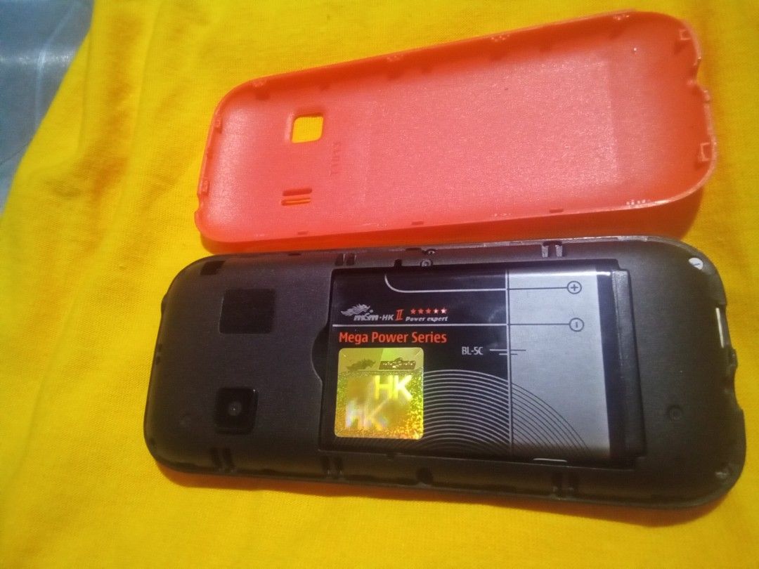 Basic phone& speaker, Mobile Phones & Gadgets, Mobile Phones, Early ...