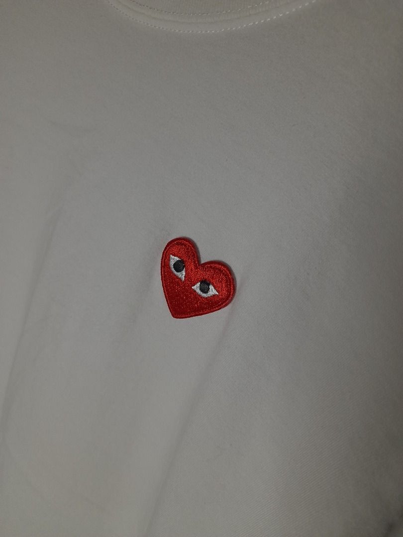 CDG White Tee, Men's Fashion, Tops & Sets, Tshirts & Polo Shirts on ...