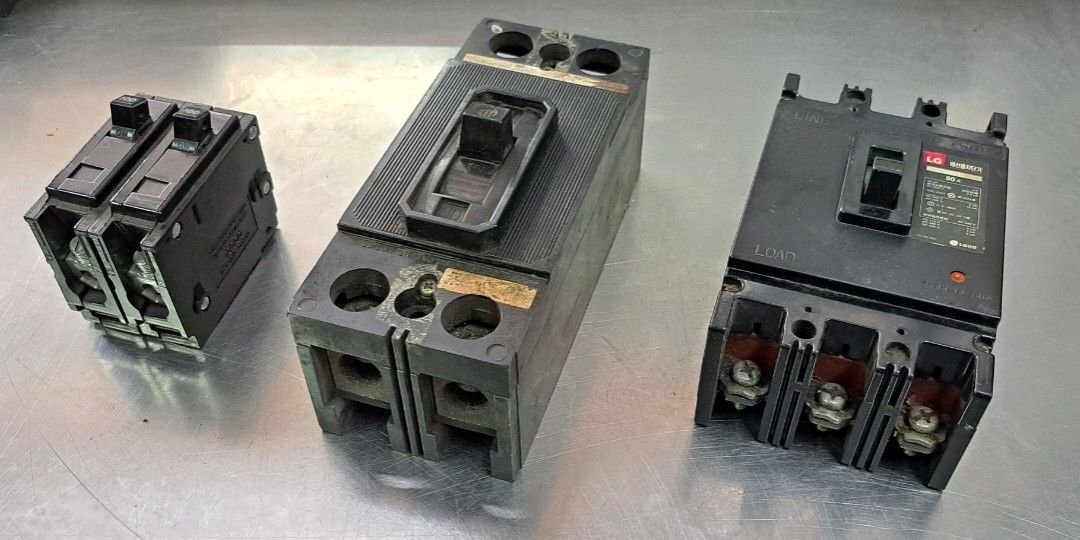 CIRCUIT BREAKERS, Commercial & Industrial, Construction & Building ...