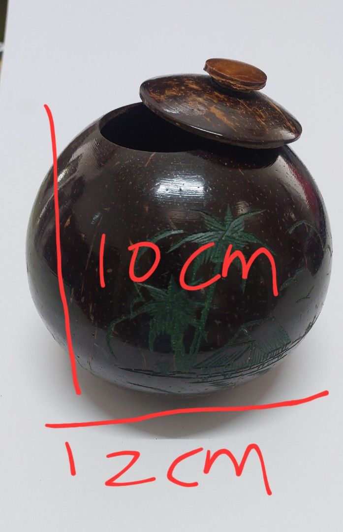 Coconut container, Hobbies & Toys, Memorabilia & Collectibles, Vintage Collectibles on Carousell